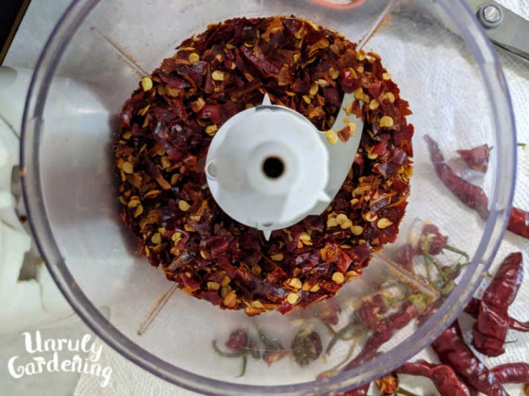 Homemade Cayenne Powder & Red Pepper Flakes - Unruly Gardening